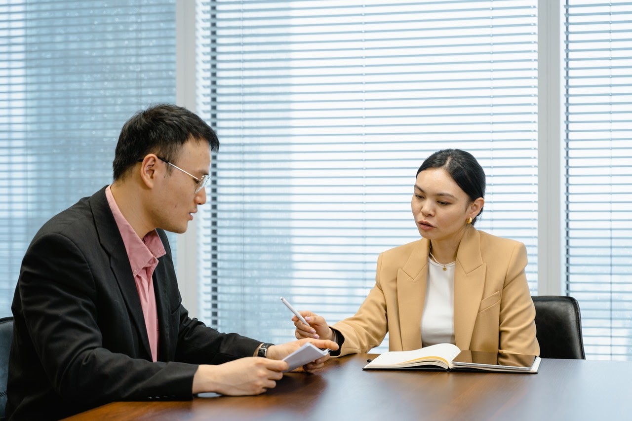 Mentor-Mentee Relationships: How to Maximize Both Roles